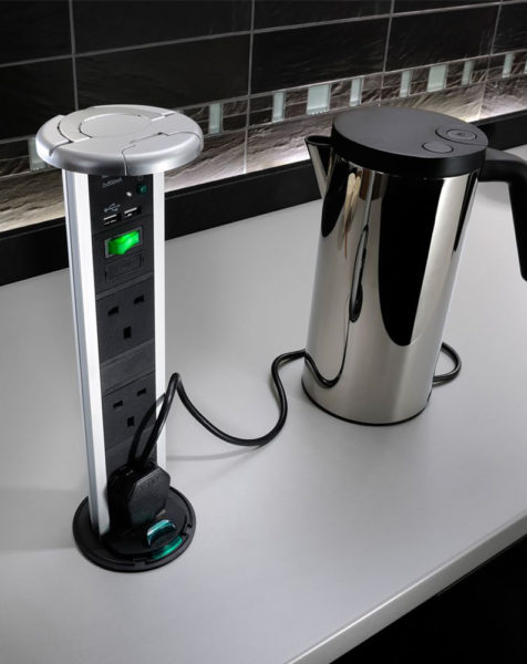 Torre multicontacto | Herraxa